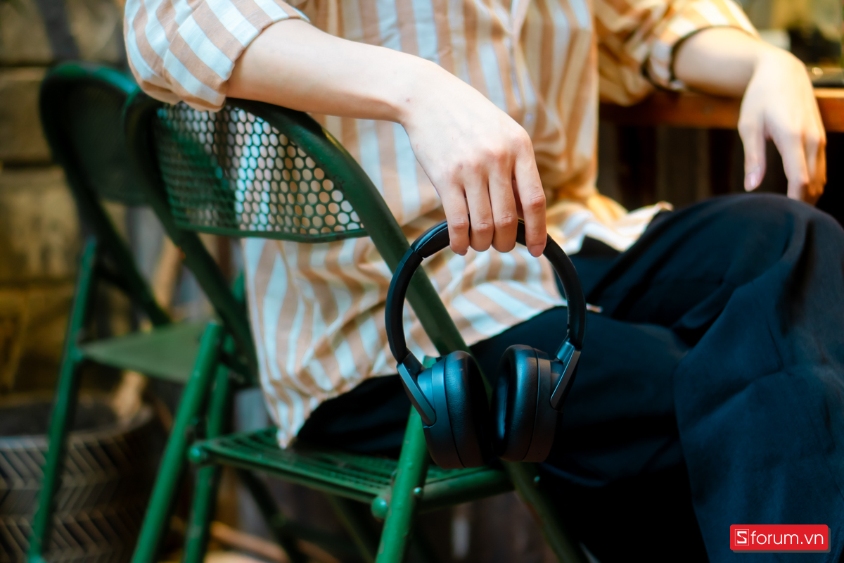 Trên tay tai nghe Edifier W830NB: Âm thanh Hi-Res, cổng Type C truyền âm thanh, pin 95 tiếng ...